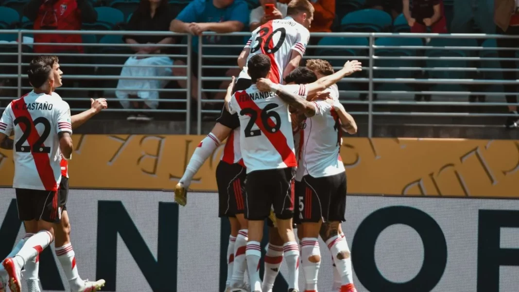 River, con más oficio que juego, ganó un partido clave en su debut en ...