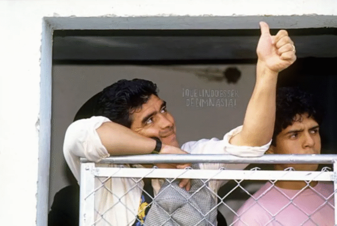 El recuerdo de Diego Maradona en el Bosque como técnico visitante ...