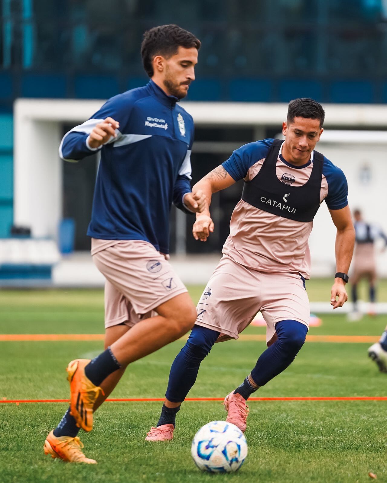 Por qué Nicolás Garayalde es el jugador cuestionado por el hincha que ...