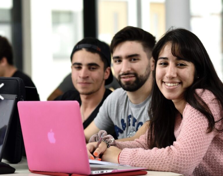 Maratón femenina de programación: la iniciativa que busca potenciar a ...